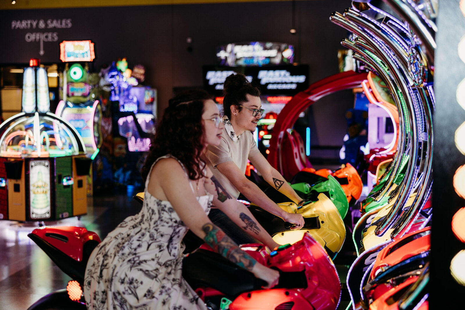 Love Strikes For Hannah and Lane's Engagement Session ...